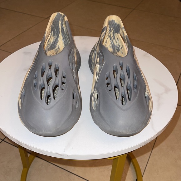 Yeezy | Shoes | Adidas Originals Yeezy Foam Runners Mxt Moon Grey Us 9 ...